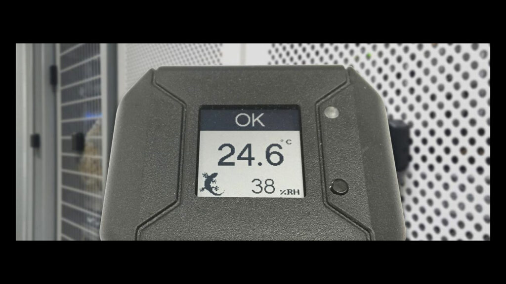 Driving Efficiency in Data Centres: The EkkoSense Wireless Thermal Sensor